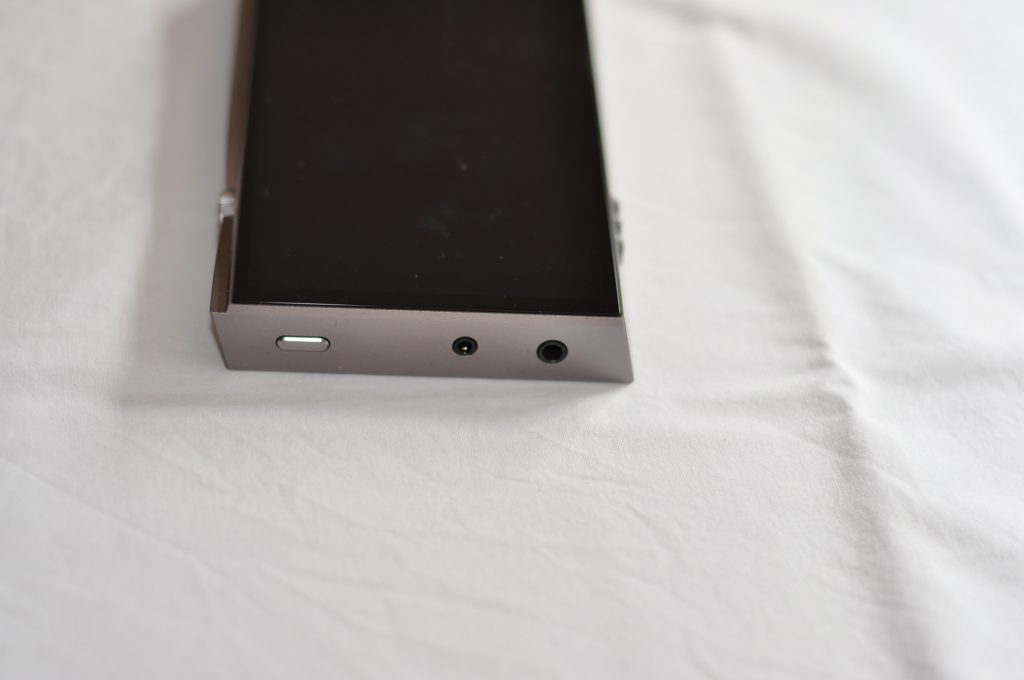 A&futura SE100 - Review - HiFi and Music Source