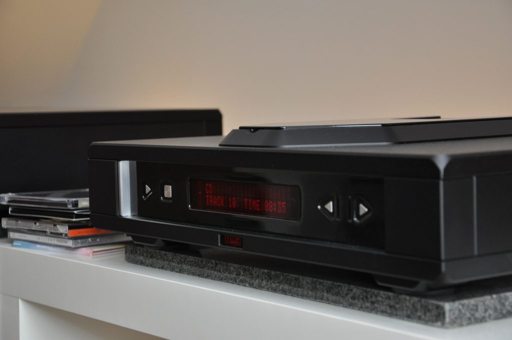 Rega Isis CD Player - Review - HiFi and Music Source