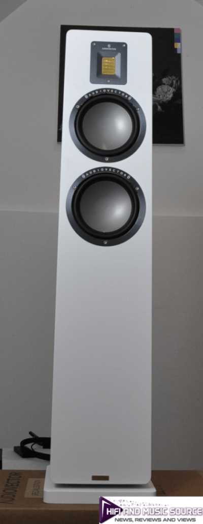 Audiovector QR3 SE loudspeaker - HiFi and Music Source