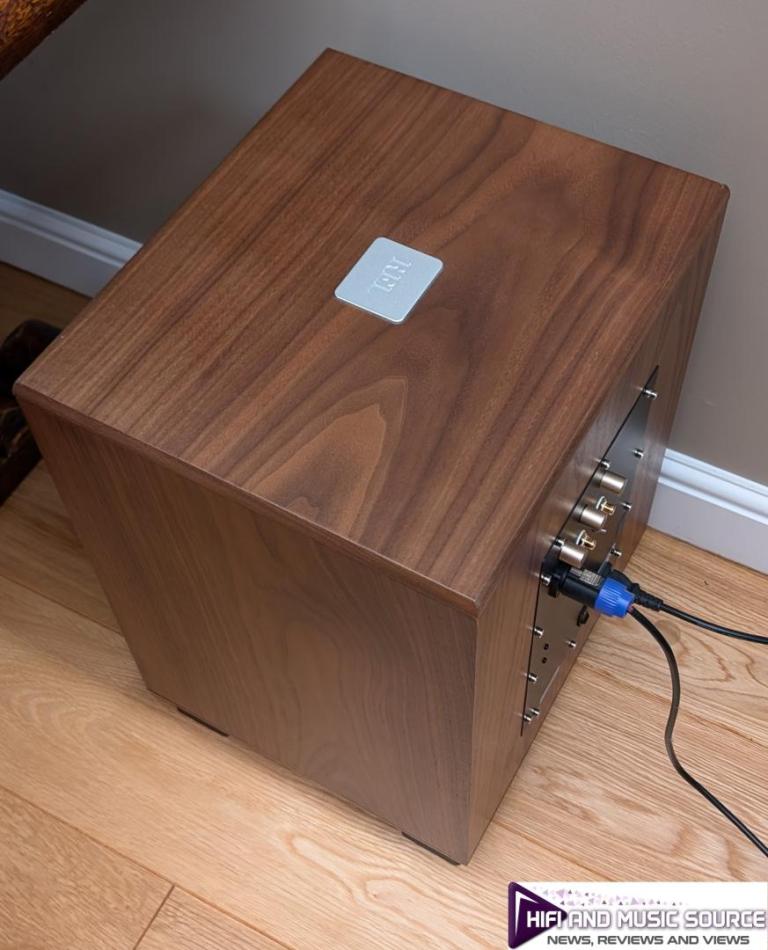REL 99 Classic subwoofer - HiFi and Music Source