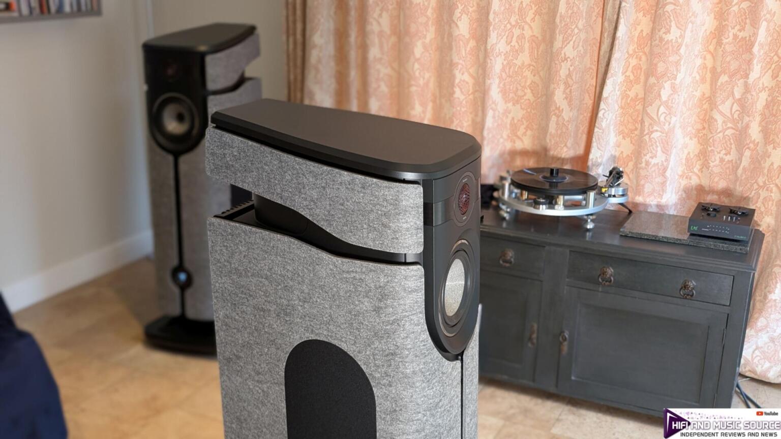 rh side setup with michell and EAT - HiFi and Music Source